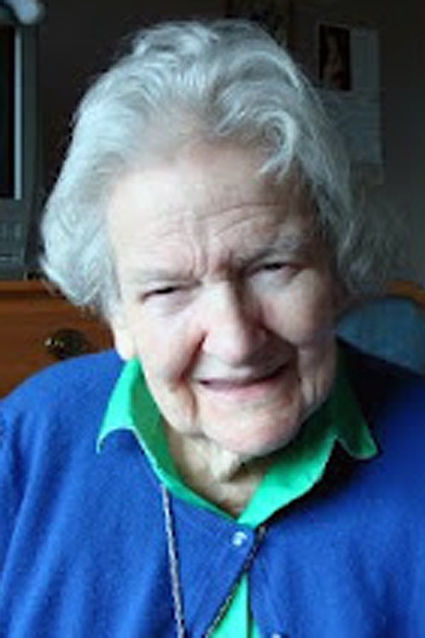 Elizabeth Lupo's Instagram, Twitter & Facebook on IDCrawl